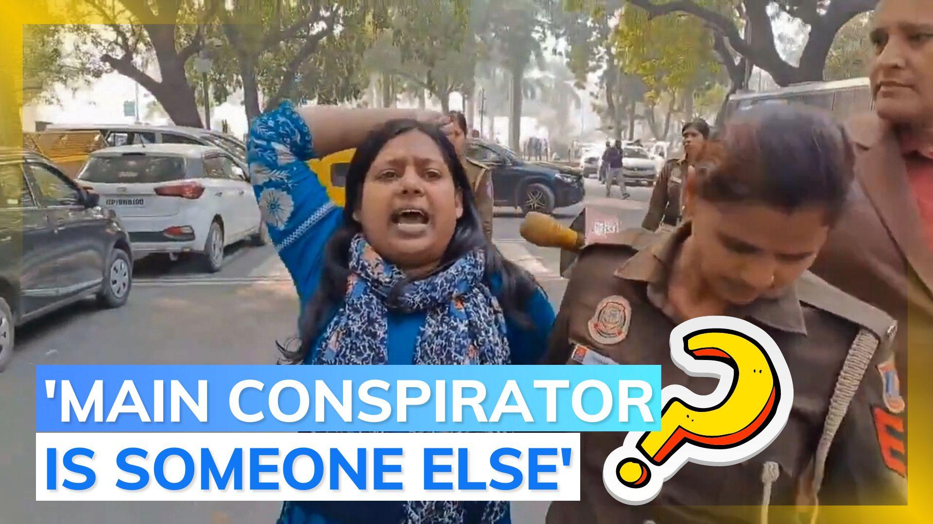 Parliament security breach | Accused are members of ‘Bhagat Singh Fan Club’: report | Editorji