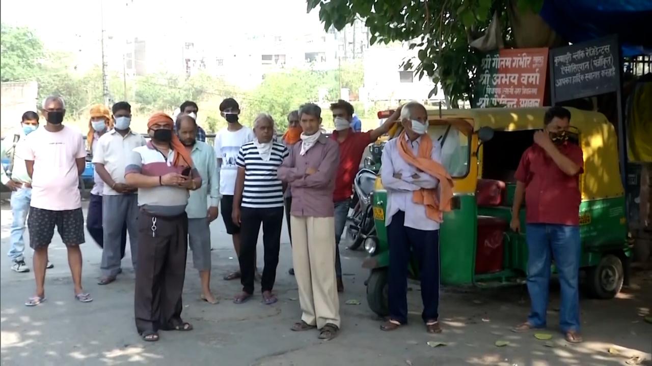 Gurugram auto drivers to be challaned for not complying with dress code ...