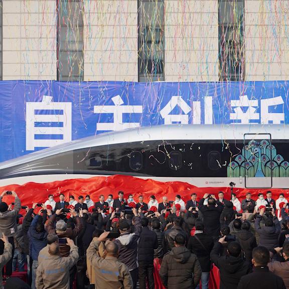 China debuts prototype of ‘floating’ train, can hit 620 kmph | Editorji