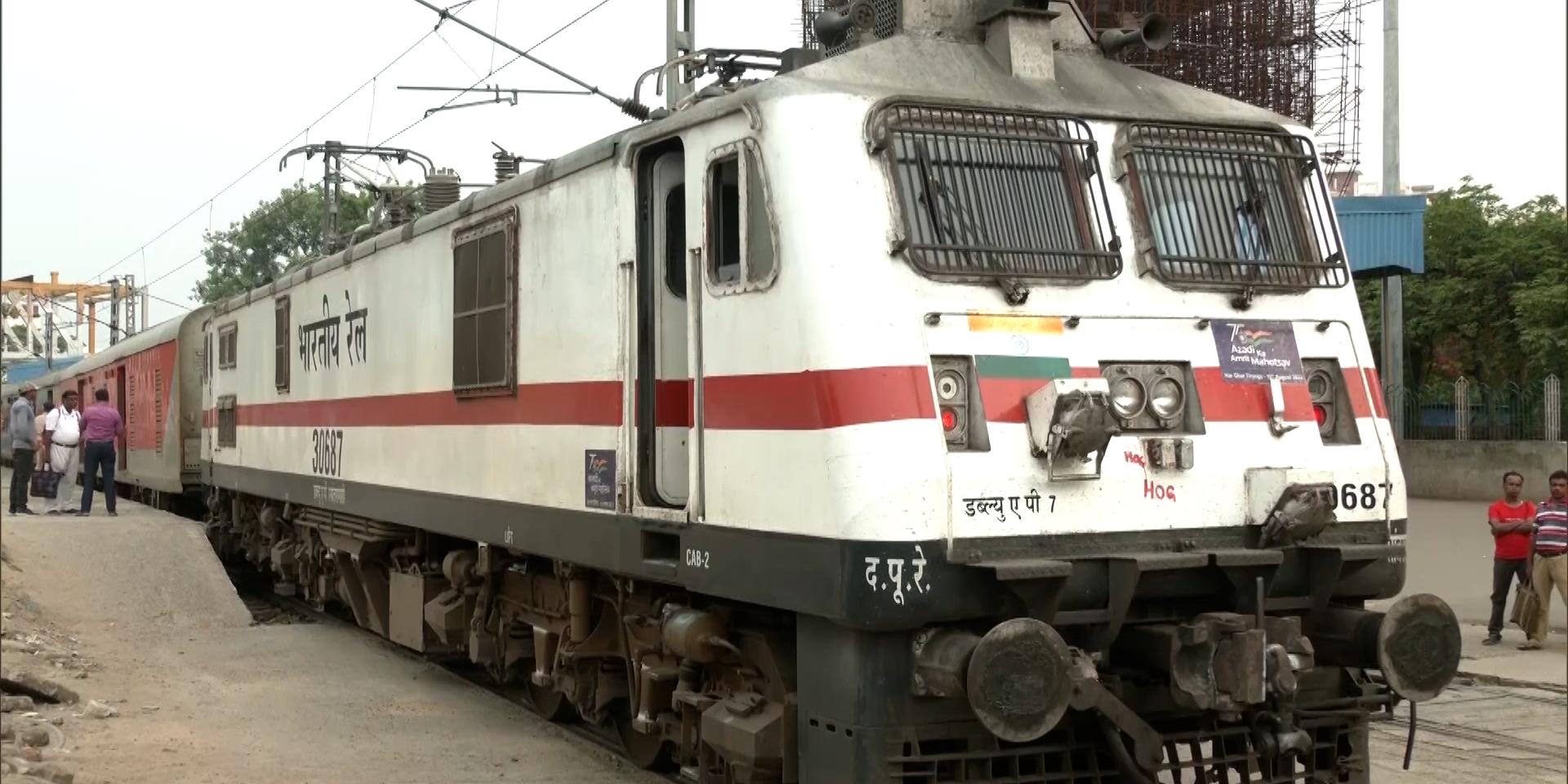 Coromandel Express departs from Howrah for Chennai, first time after ...