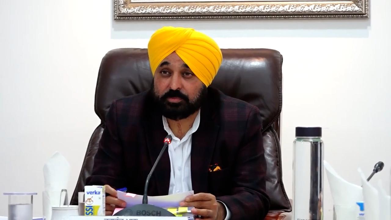 Punjab CM announces Rs 1 crore compensation for kin of farmer ...