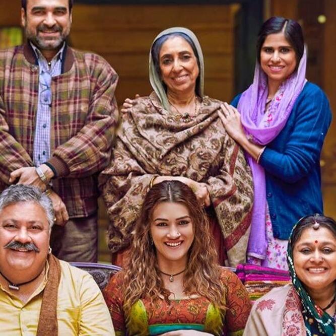 Team ‘Mimi’ surprise birthday girl Kriti Sanon with film‘s early ...