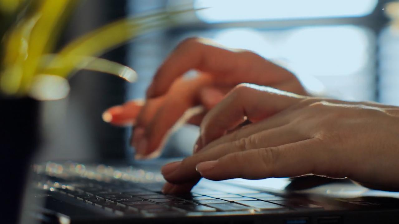 Haryana Labor Department introduces online application system for ...