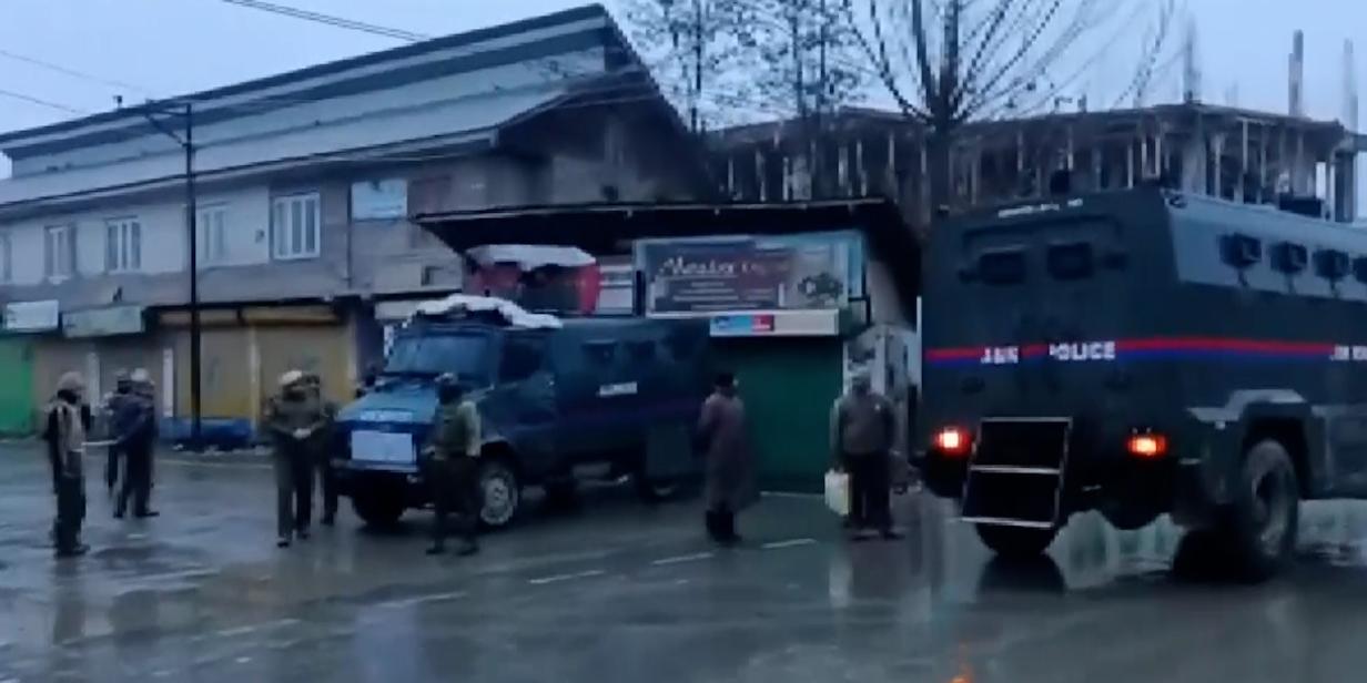 J&K: 3 terrorists killed in encounter in Budgam district | Editorji