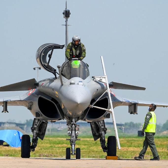 Rafale zooms into IAF in style: ceremony highlights | Editorji