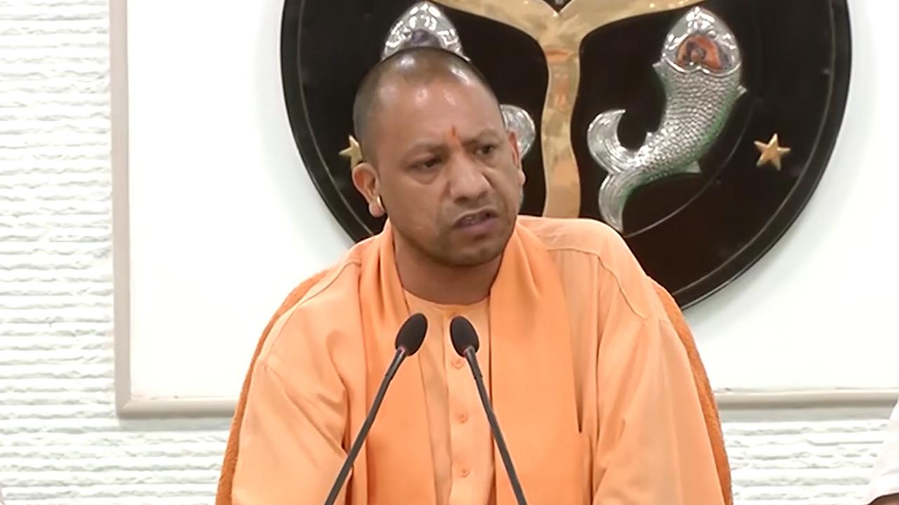 UP CM Yogi takes officials to task over IGRS complaint negligence | Editorji