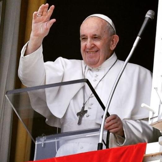 Pope Francis creating a buzz for ‘liking’ a model‘s Instagram photo ...