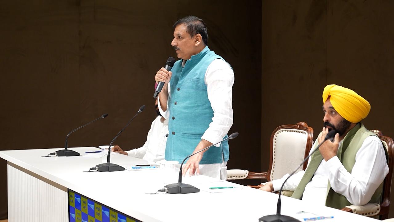 Punjab CM Bhagwant Mann to meet Kejriwal in Tihar on April 15 | Editorji