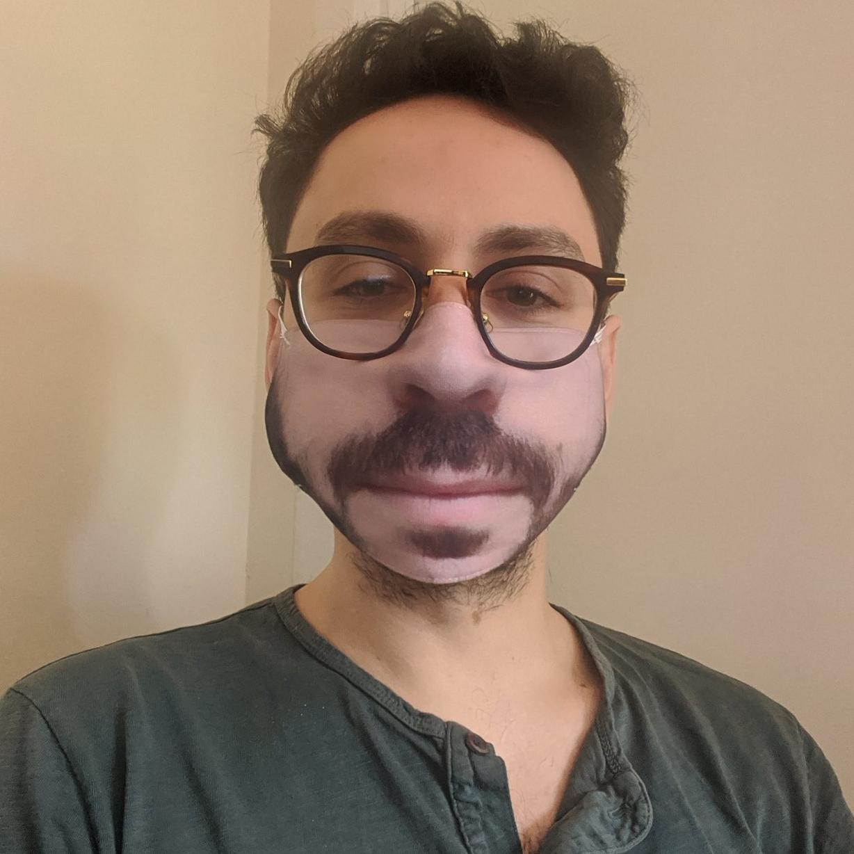 Twitter user‘s imperfect face mask triggers hilarious reactions! | Editorji