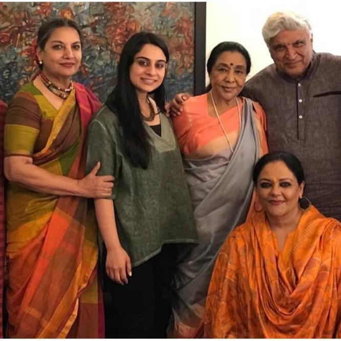 Asha Bhosle‘s ’chai pe charcha‘ features meet Javed Akhtar, Shabana ...