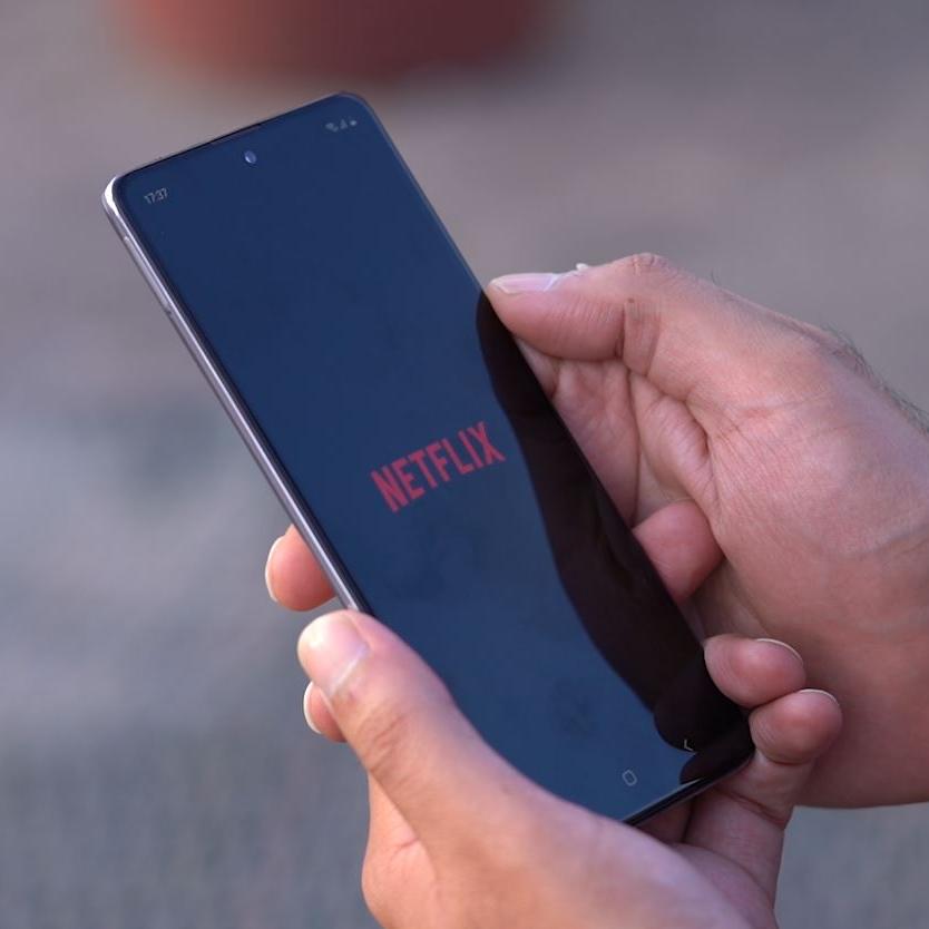 Netflix crosses 1 billion app downloads on Google Play Store | Editorji
