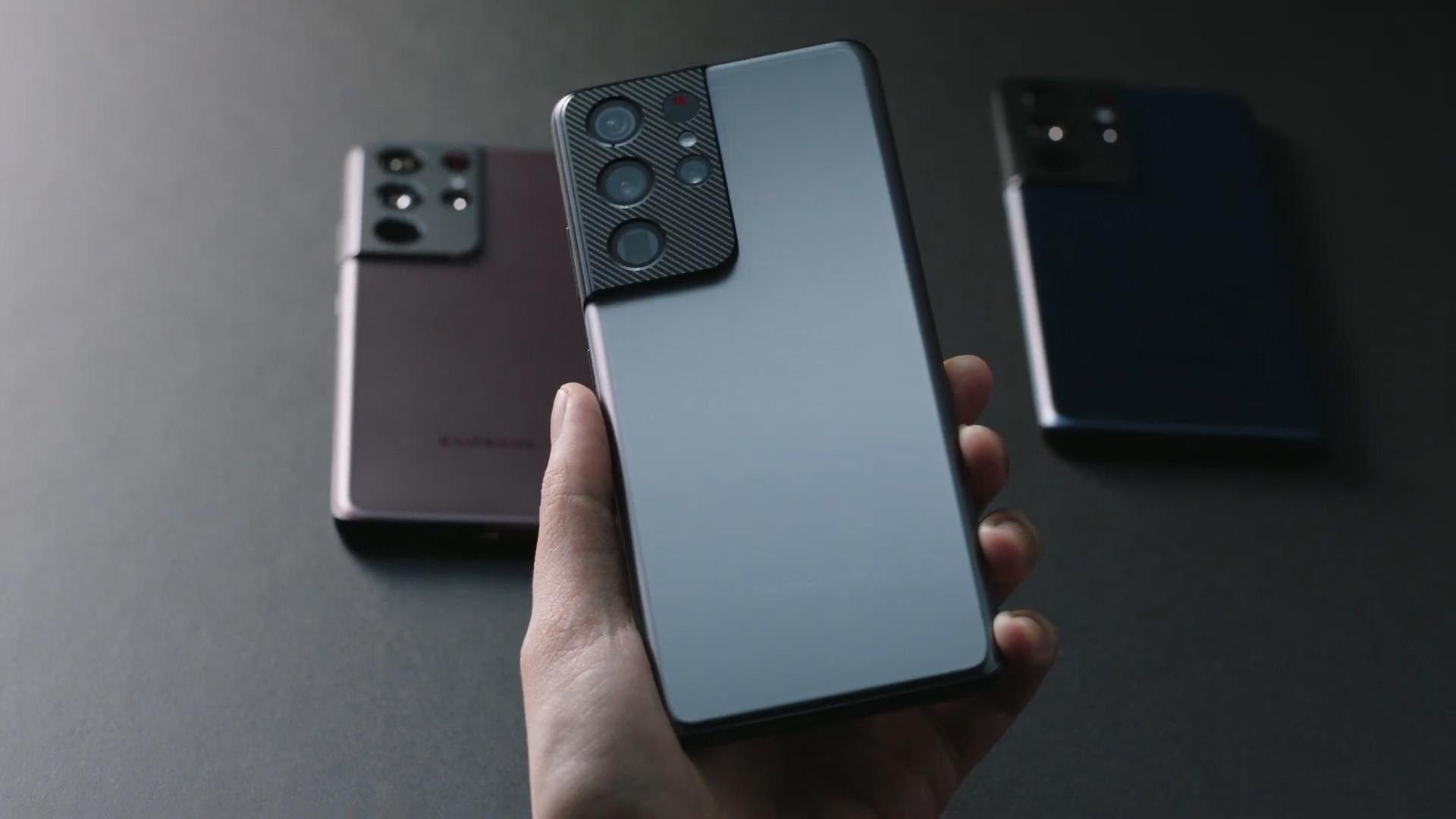 First Hands-on with the Galaxy S21 Ultra - Design | Editorji