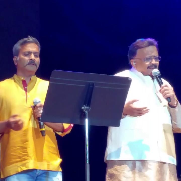 SPB‘s son says reports of singer testing Covid -ve is a ’rumour‘ | Editorji