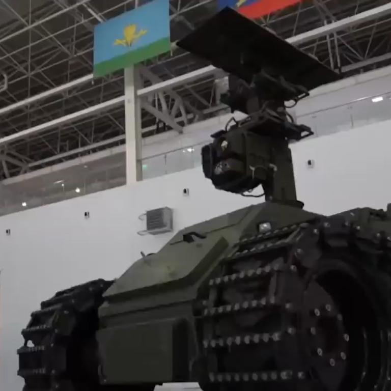 Putin‘s Min Shoigu wants Russia’s assault robot to be fitted with ...